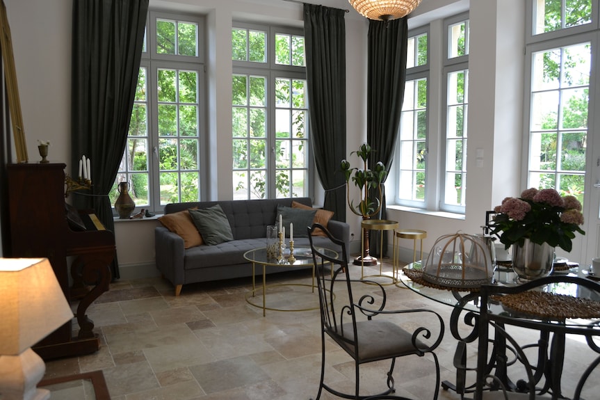 The Orangerie In The Grounds Of Chateau St Justin - Landas