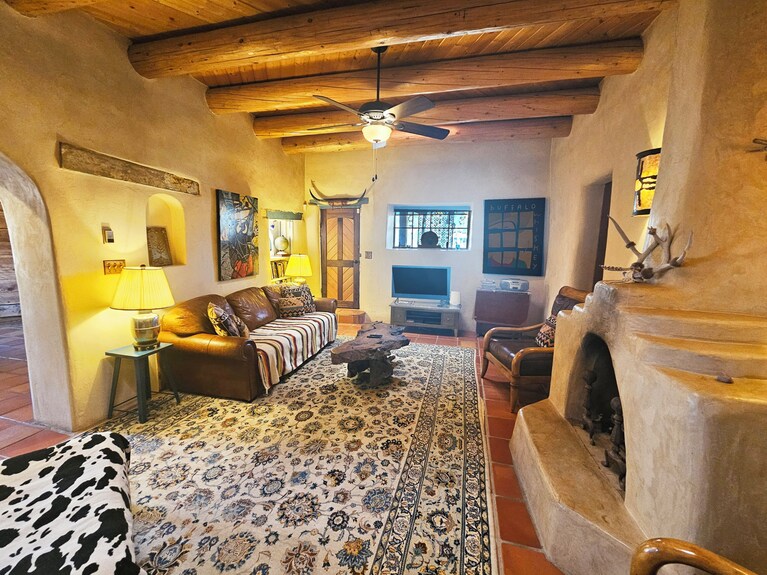 Alfreds Compound Main + Guest House In Town Hot Tub Wifi - 陶斯