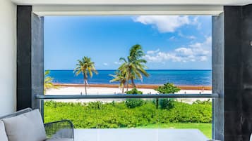 Vista para praia/oceano