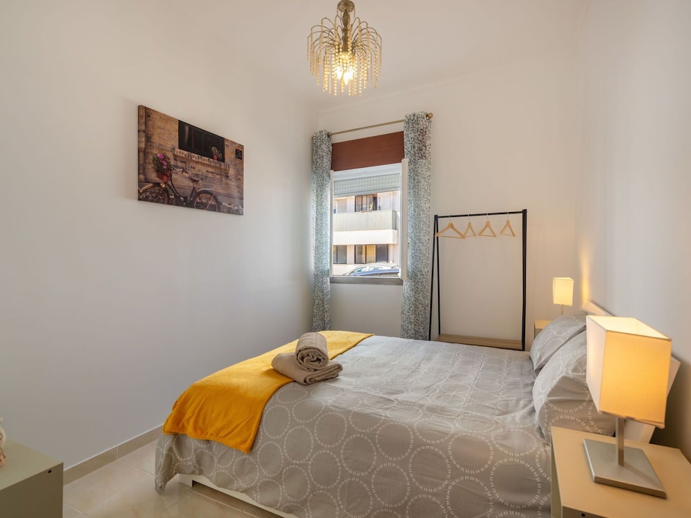 Merveilleuse Maison De Vacances Pour 6 Personnes Avec Climatisation, Wifi, Tv Et Parking - Olhão