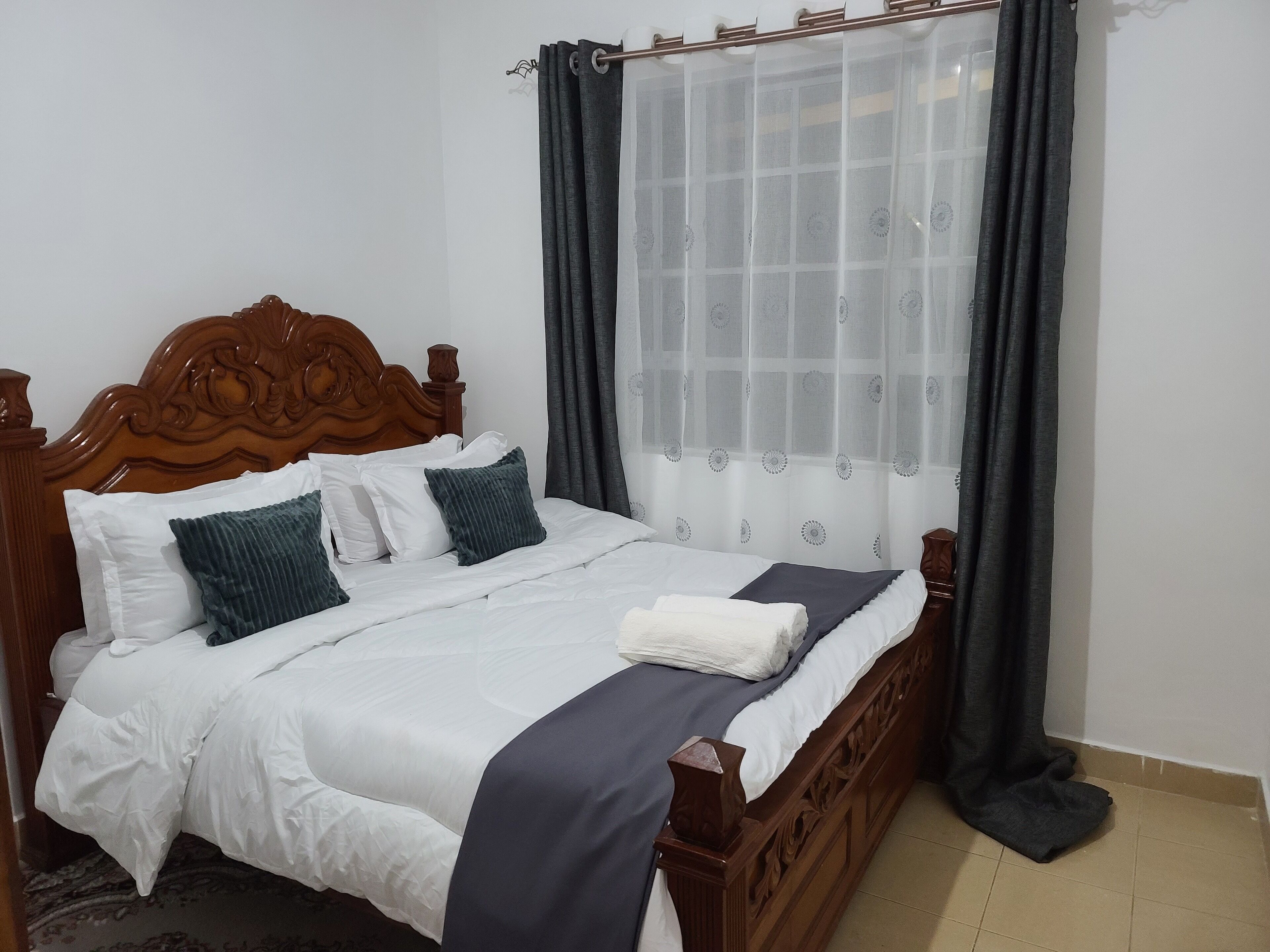 A Quiet And A Secured Place Next To Jkia Airport - 나이로비