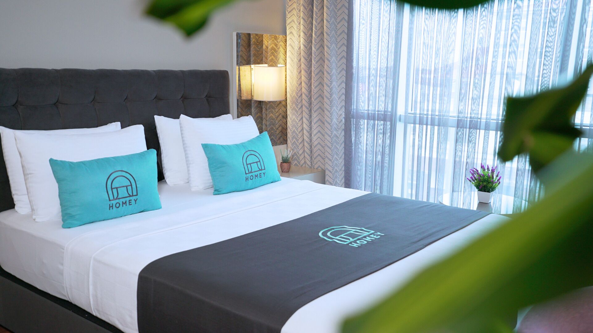 Quarto Duplo Comfort | Roupa de alta qualidade, cofre no quarto, Wi-fi grátis 