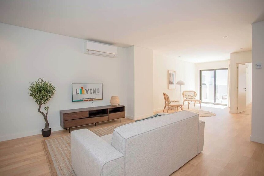 Liiiving In Porto - City Design Apartment C - Canidelo