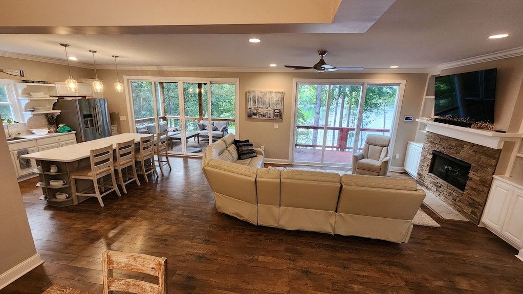 Lakefront Luxury Home For Large Families On Lake Murray - Right Next To Marina - Lexington, SC