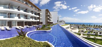 Luxury Junior Suite Ocean Front Swim Out Diamond Club | Terraço/pátio interior