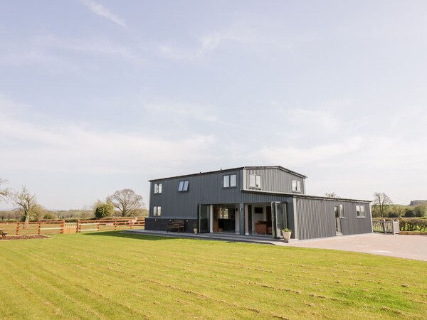 Phoenix House - Malvern Hills