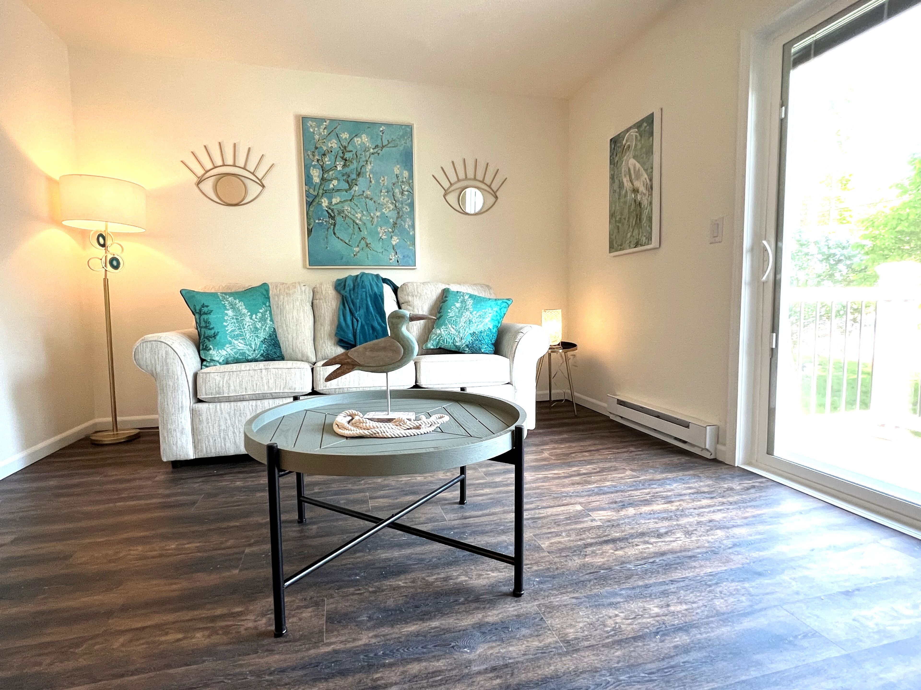 @All About The Zen@     Downtown Lake Geneva - Lake Geneva