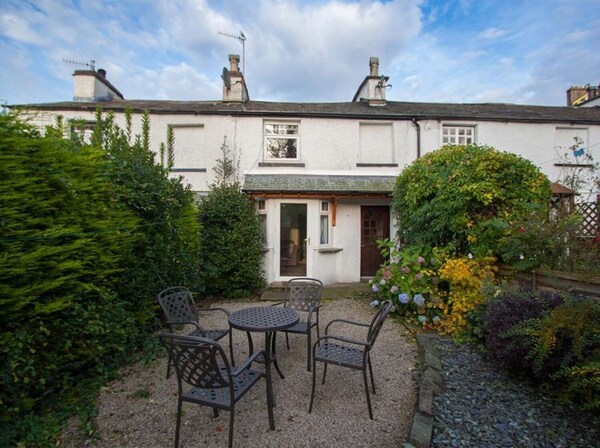 Rustic Cottage - Windermere