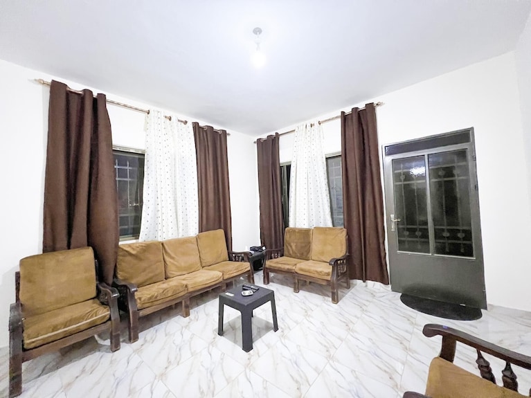 Cheerful Two Bedrooms Villa With Warm Pool, Playground,& Specious Sitting Room. - Amman