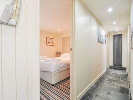 Casa de Campo | 3 quartos, com decoração personalizada, com mobília individualizada 