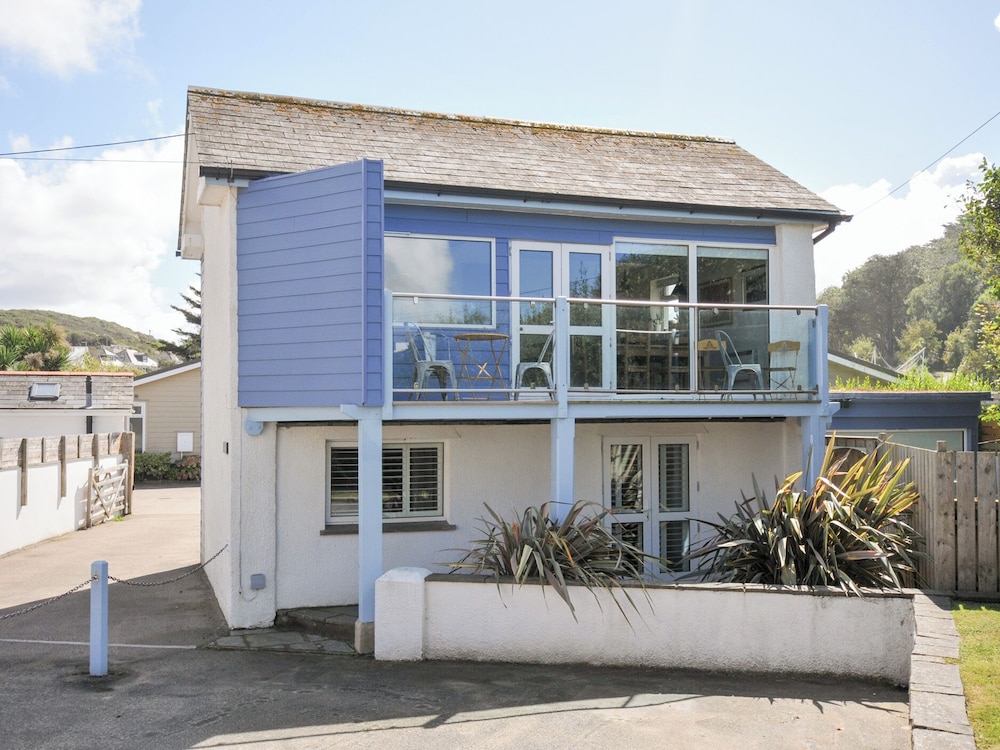 Beachside - Polzeath Beach
