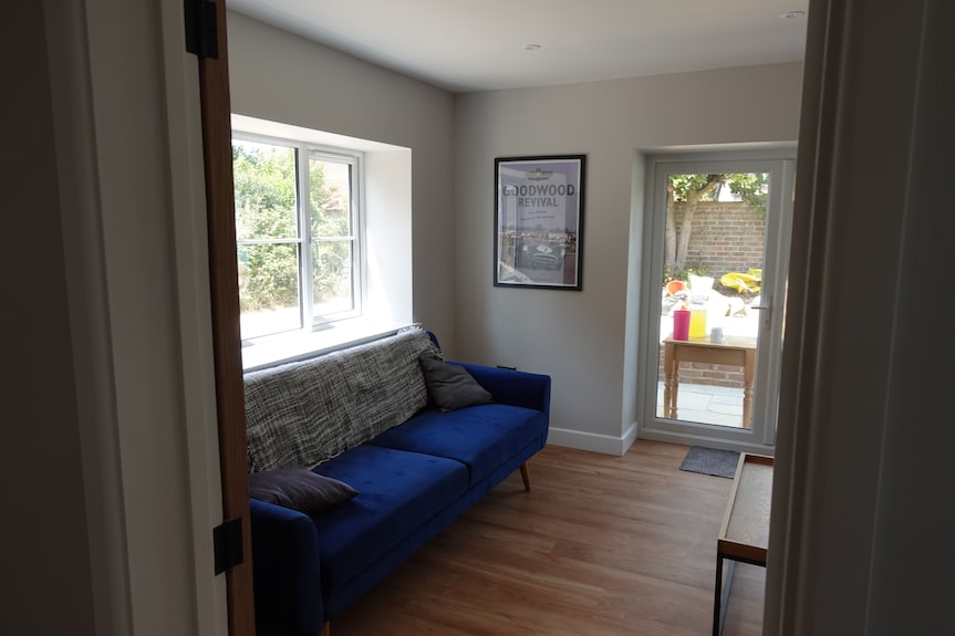 Relax In Our Village Located Old Bakery Cottage - Littlehampton