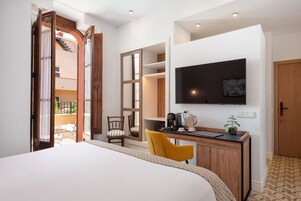 Quarto casal exclusivo, terraço | Roupas de cama premium, edredons de pluma, frigobar, cofres nos quartos