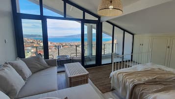 Estúdio Deluxe, vista para o lago | Lençóis de algodão egípcio, roupa de alta qualidade, Wi-fi grátis