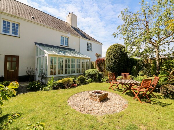 Home Farm Cottage - Braunton