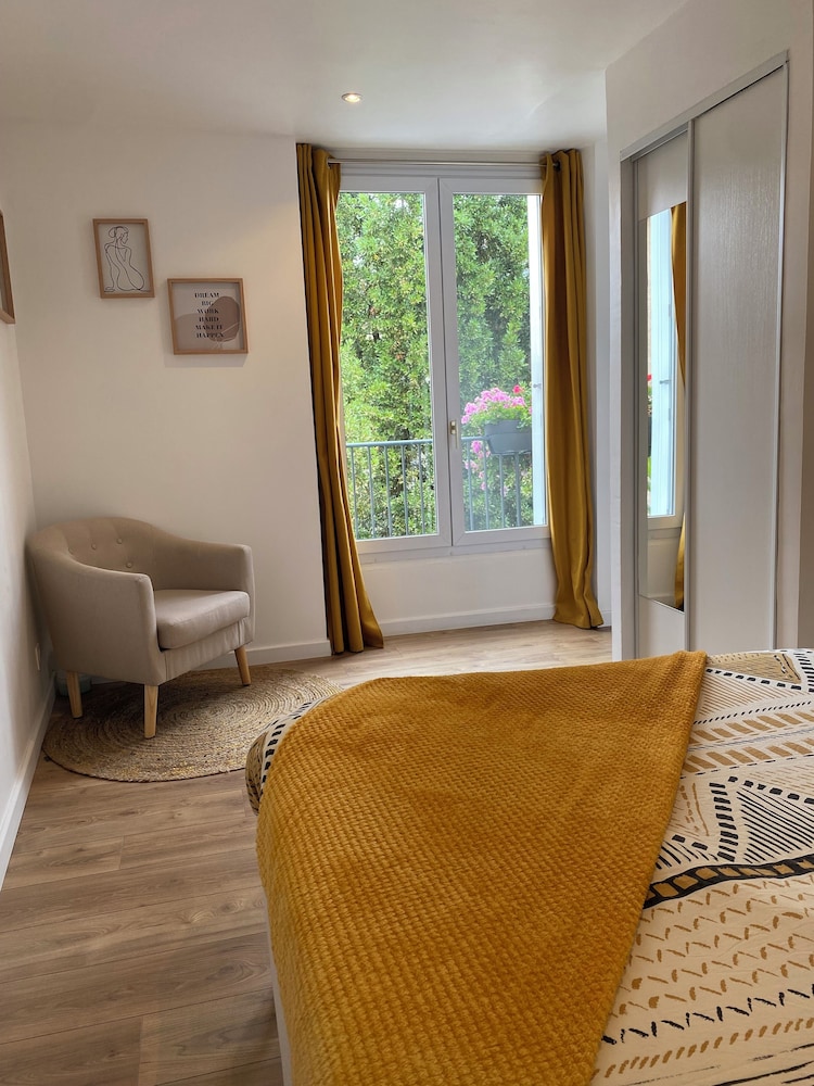 Bel Appartement - Centre Historique De Poitiers - Poitiers
