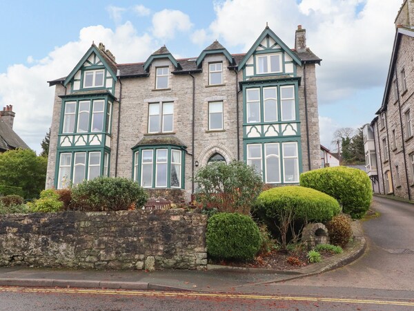 Inglewood Court - Arnside