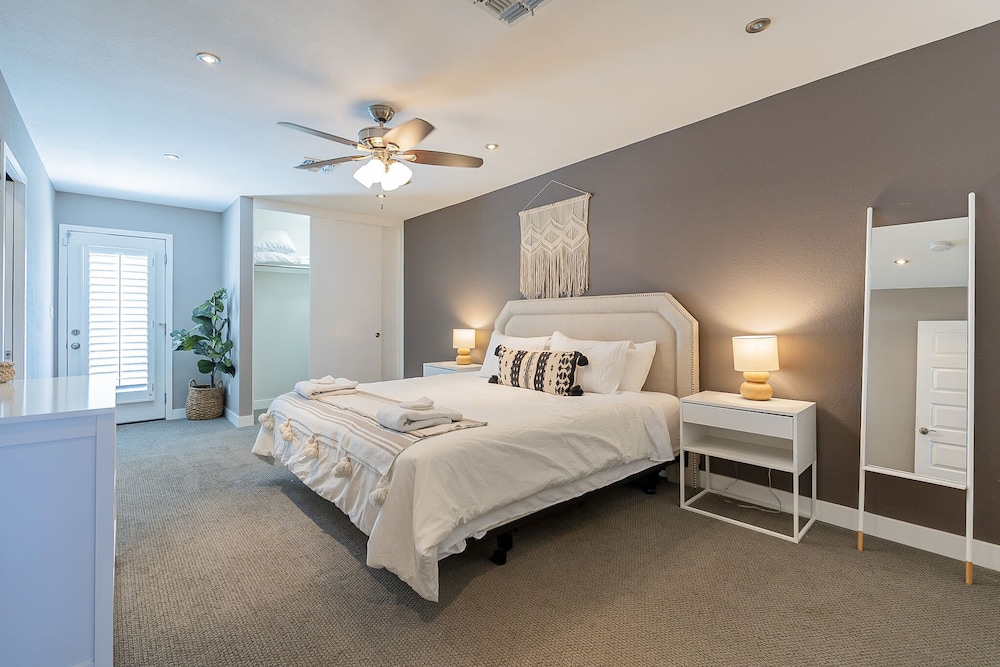 Luxury Oasis With Pool Sleeps 7 - Close To Old Town! - Scottsdale, AZ