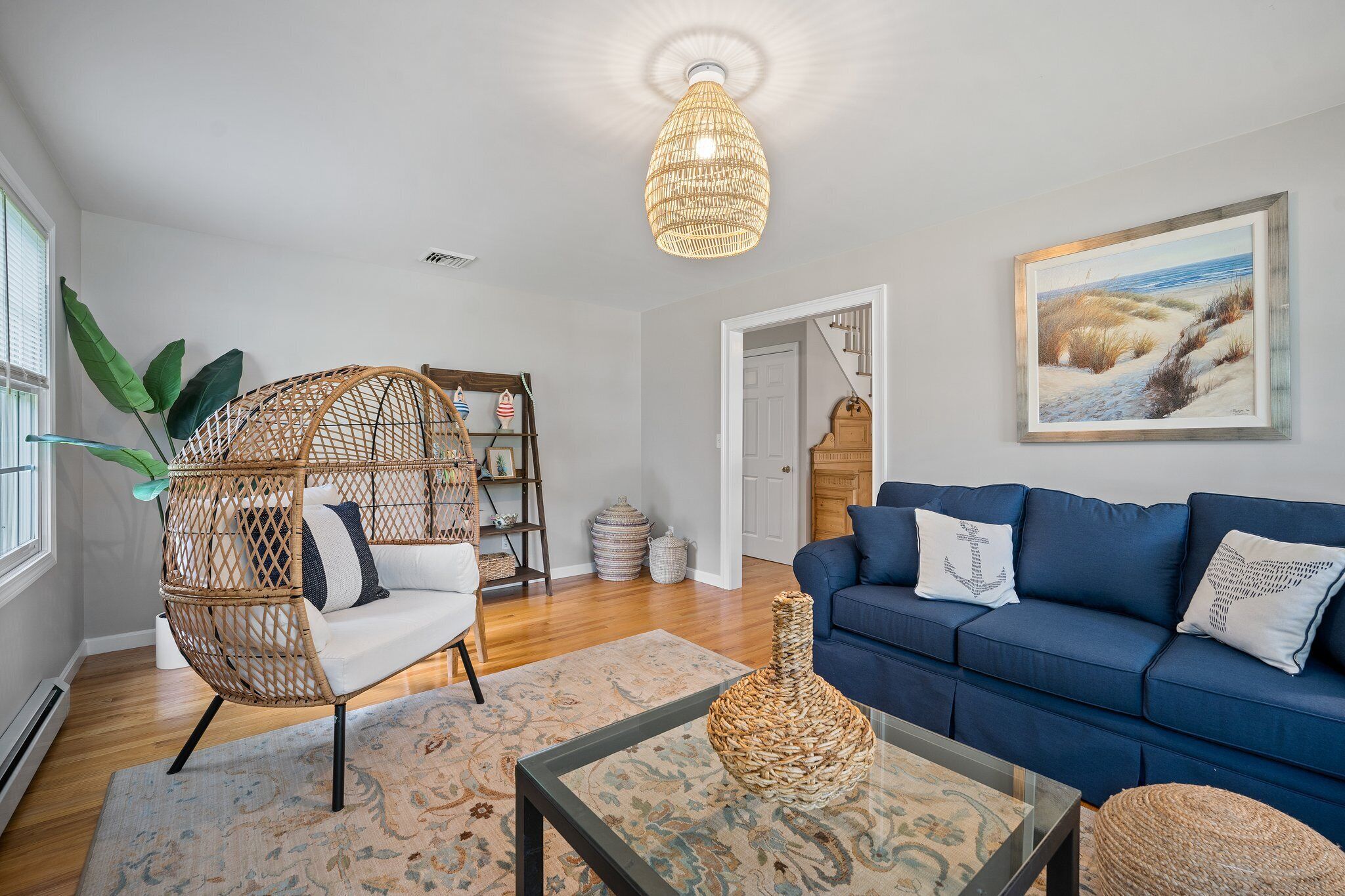 Misquamicut Beach House, Just 1 Mile From The Ocean! - Misquamicut, RI