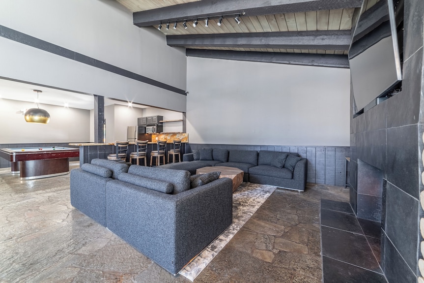 Fab Modern Mountain Retreat By Canyon Lodge 329 - June Lake, CA