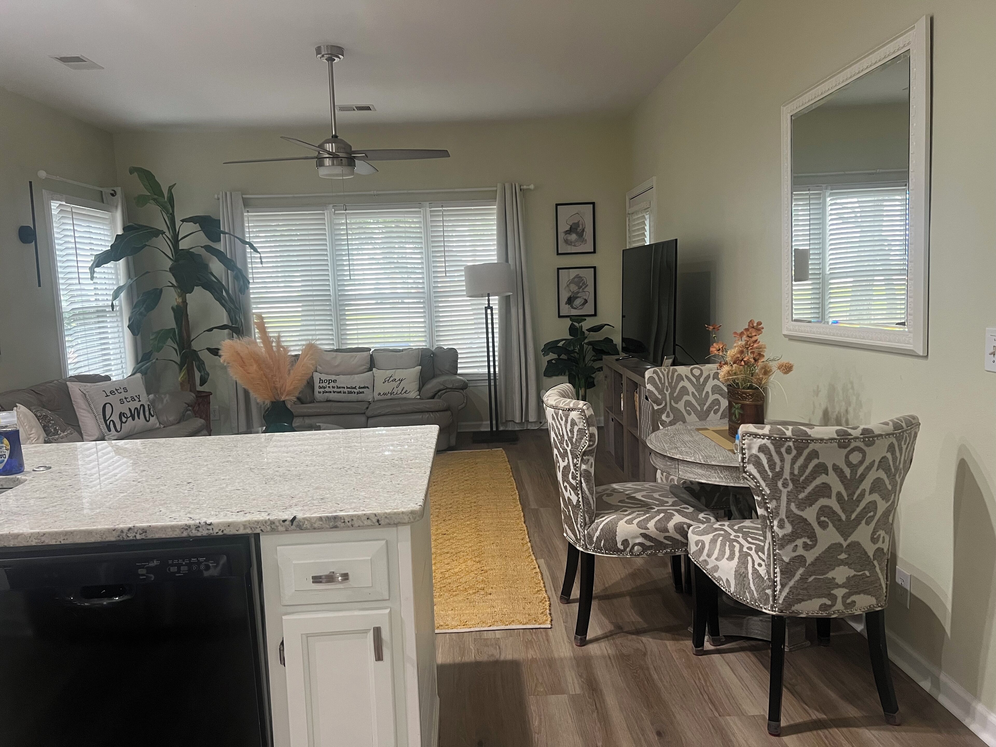 Sunset Beach Beautiful 2 Bedroom Villa 1.5 Miles From Sunset Beach - Sunset Beach, NC