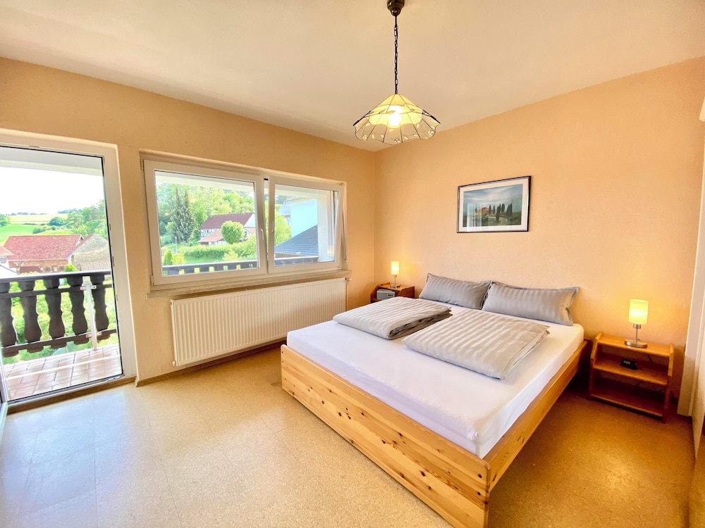 Ferienwohnung "Alraftsblick" Mit Wlan Und Balkon - Waldeck