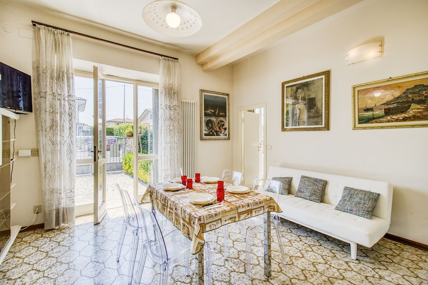 Casa Lidia 900m From Sea, Lido Di Camaiore, Italy - Pietrasanta