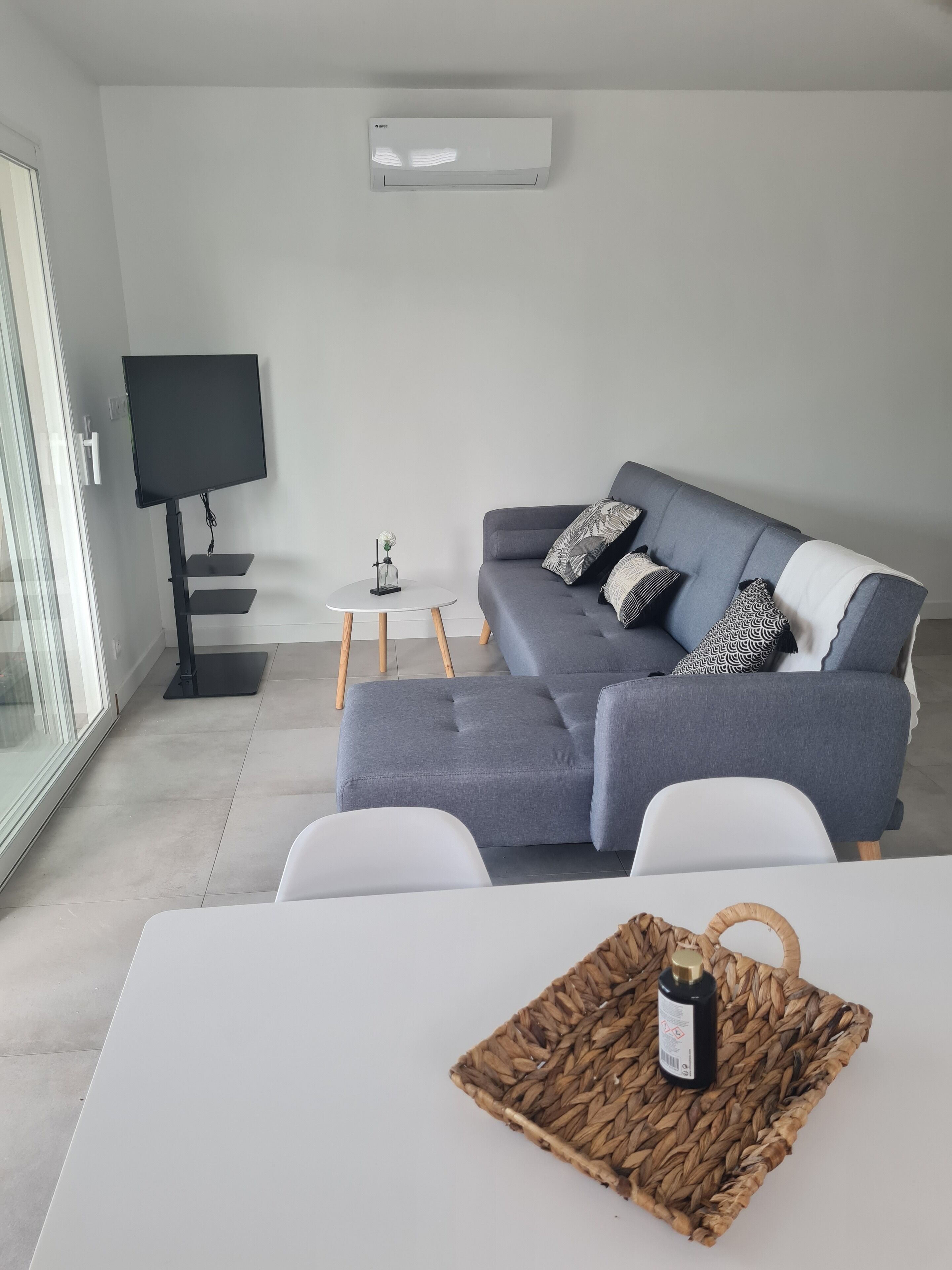 Location Appartement Dans Villa - Aléria