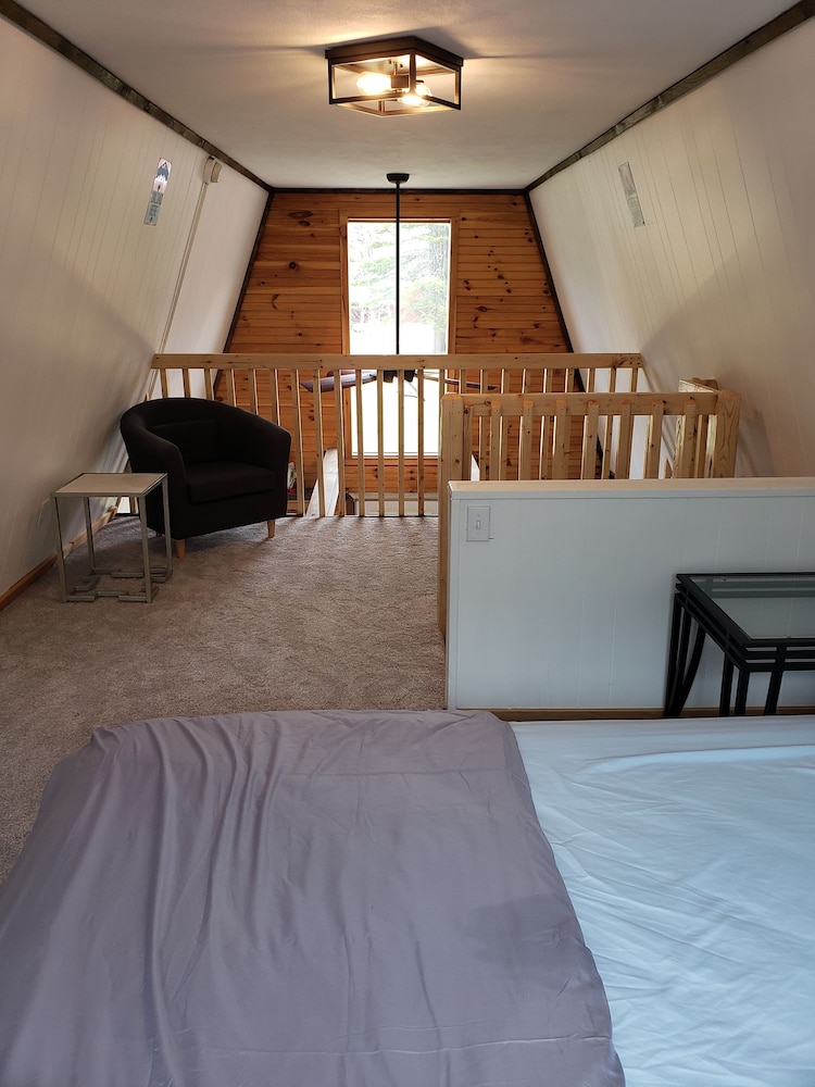 The Gnome Home Cottage Located Near White Mountain Nh - New England