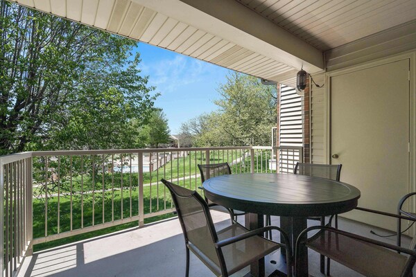 Foothills Tranquility - On-site Amenities Access - Branson's Wild World, Branson