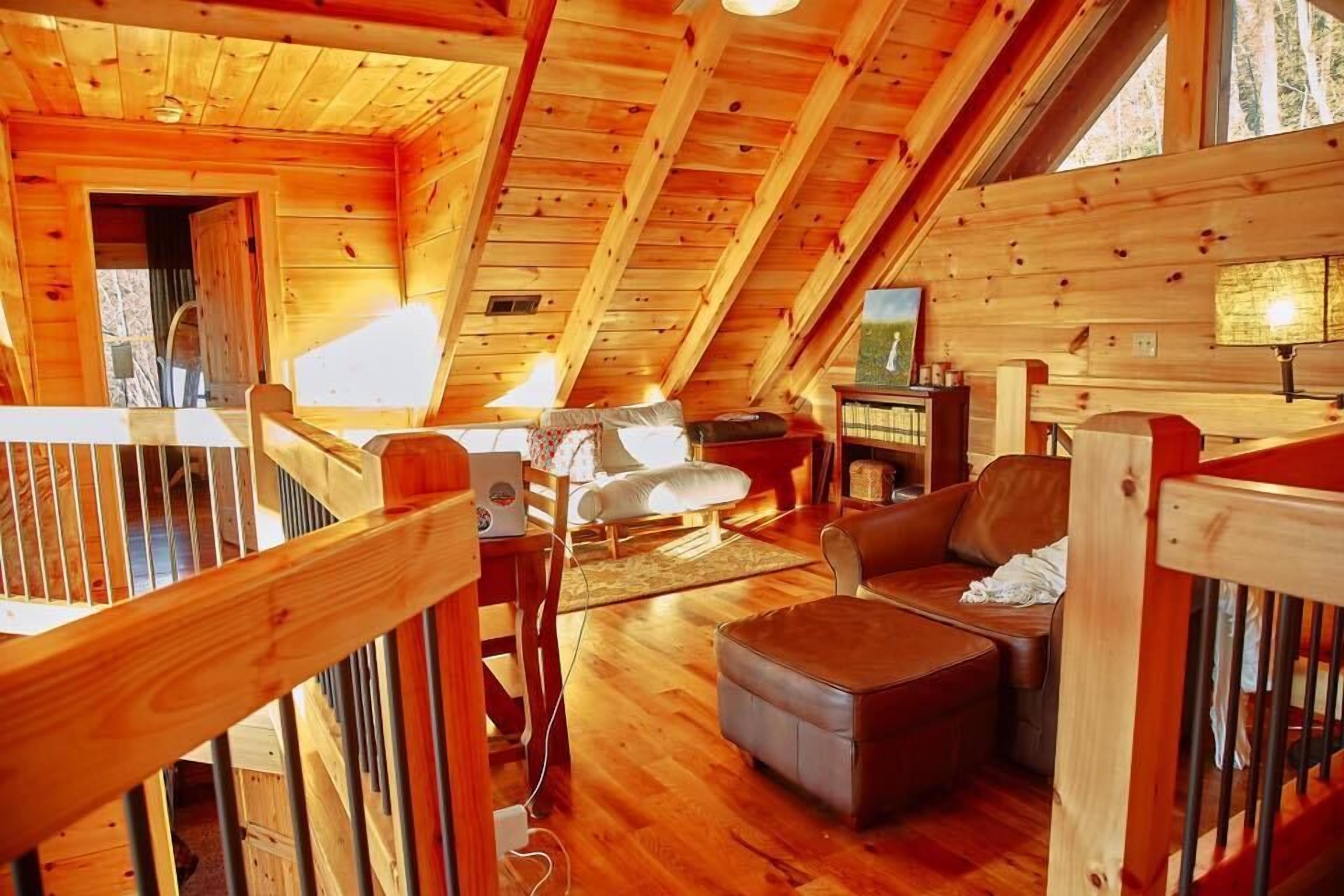Book 4 Or More Nights, Get 15% Off Nightly Rate May 1-sept. 8 - Lake Lure, NC