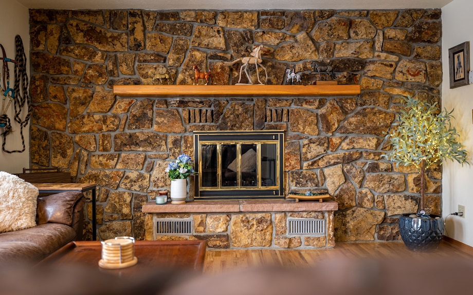 Mustang Hideaway- Western Home Base In Cody - Cody