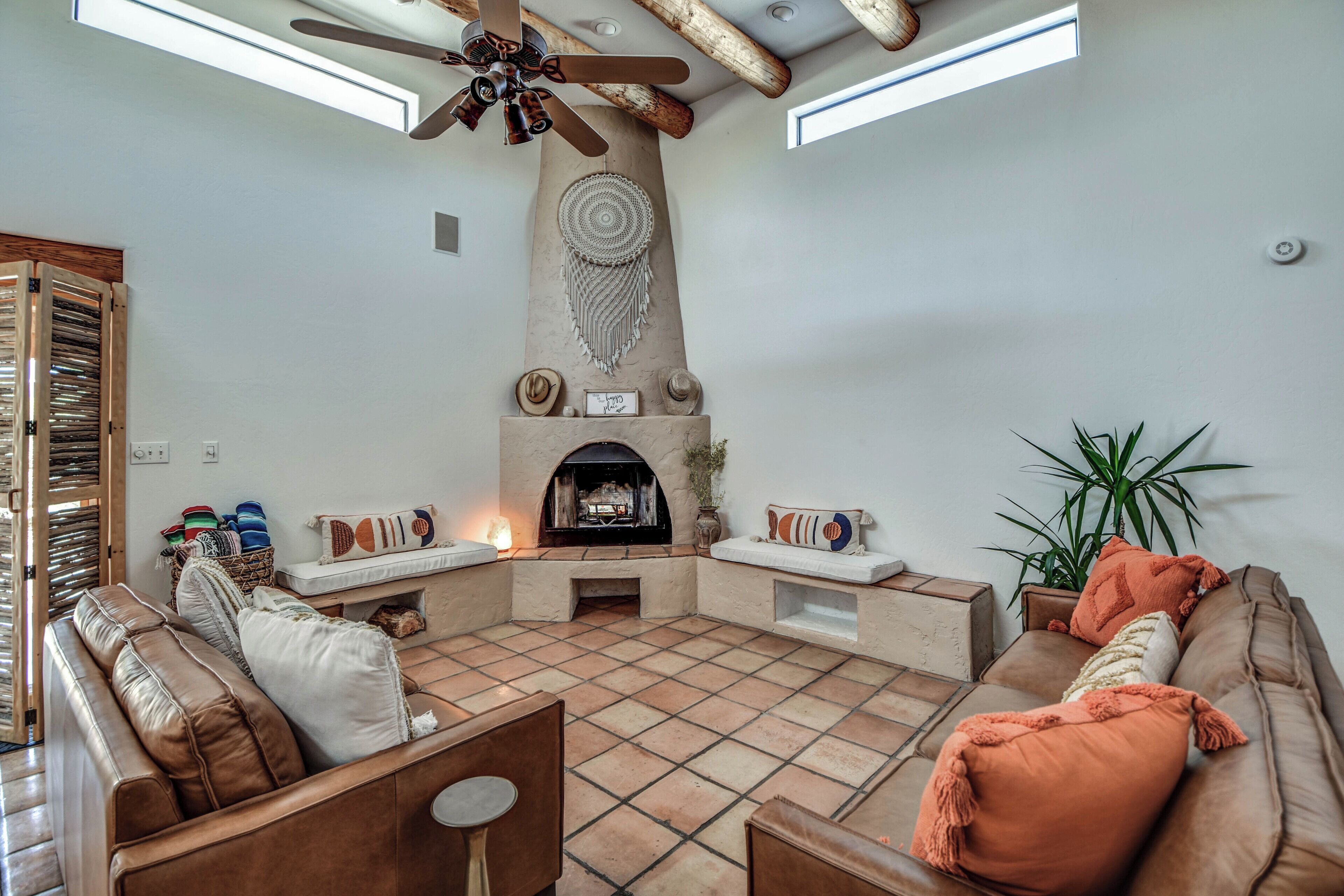 Experience Desert Serenity In This Beautiful And Secluded House In The Heart Of The Sonoran Desert. Perfect If You Are Looking For Privacy, Comfort, And Contentment. - Casa Grande, AZ