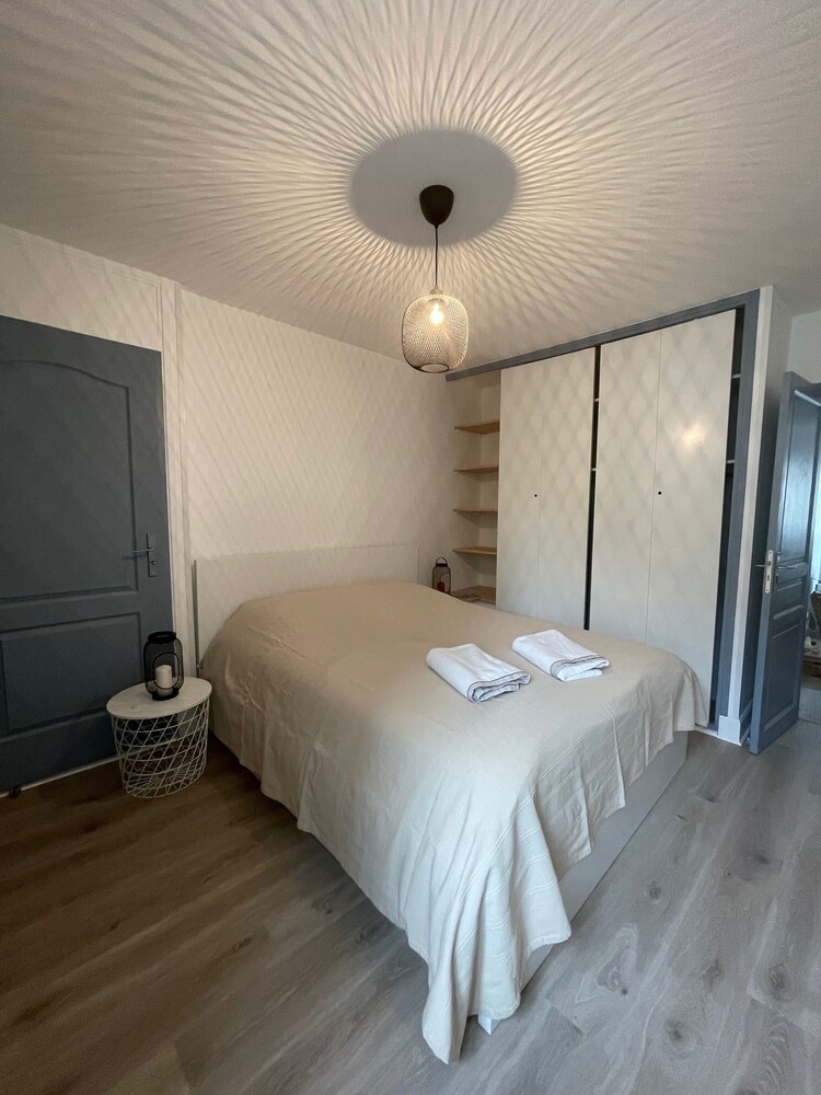 Beautiful Renovated Apartment With Courtyard - Bagnères-de-Luchon