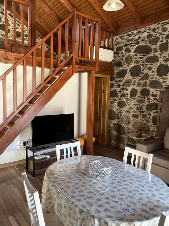 Casa Rural Abuhardillada Con Piscina En Mogán - Gran Canaria