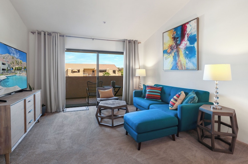 Convenient & Cozy Downtown - A Ryson Property - Palm Springs, CA