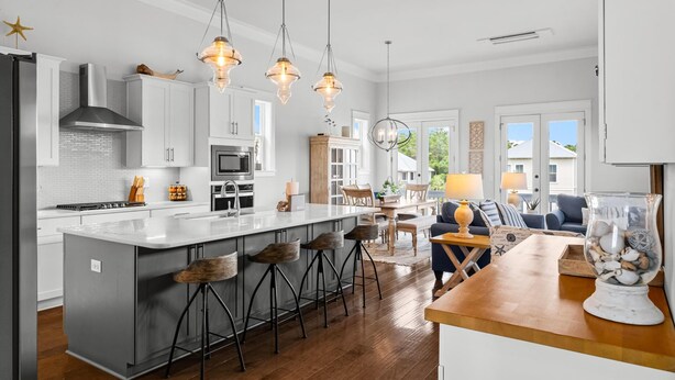 Casa, 4 quartos, aceitam-se animais de estimação | Cozinha privada | Uma cafeteira/bule, um frigorífico/congelador grande, um micro-ondas 