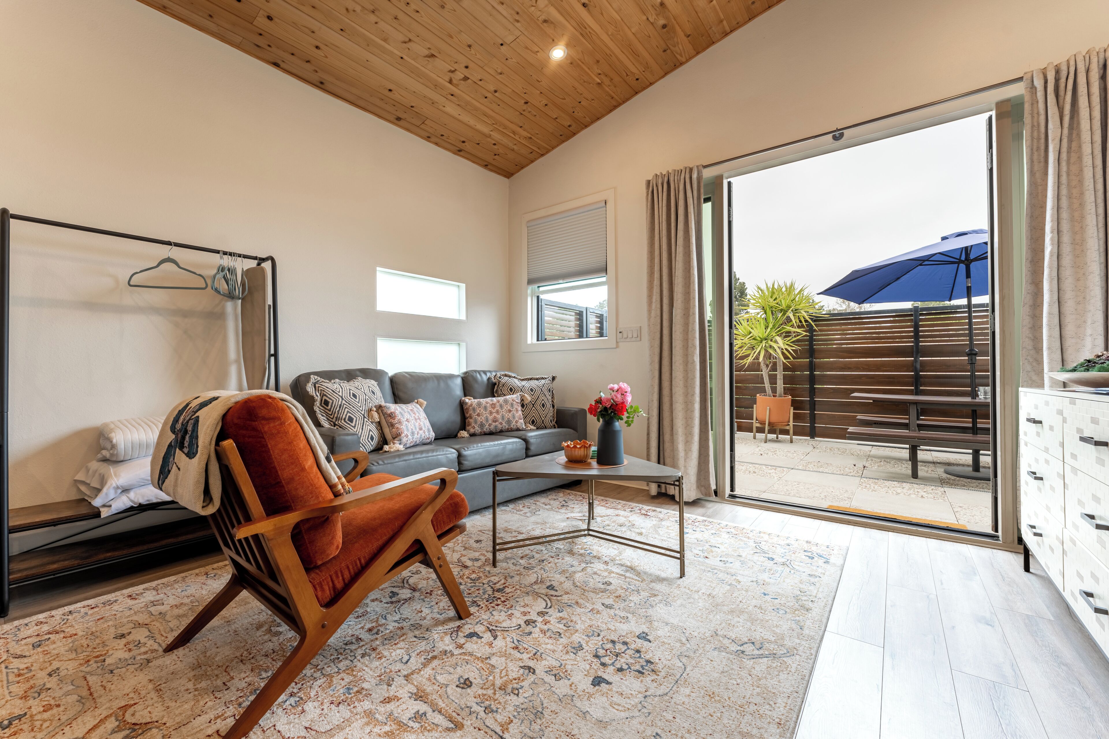 Close To Downtown, With A Llama And Alpaca On The Property - Simi Valley, CA