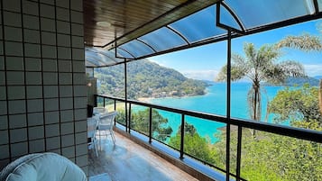 Apartamento família | Opções para refeição ao ar livre