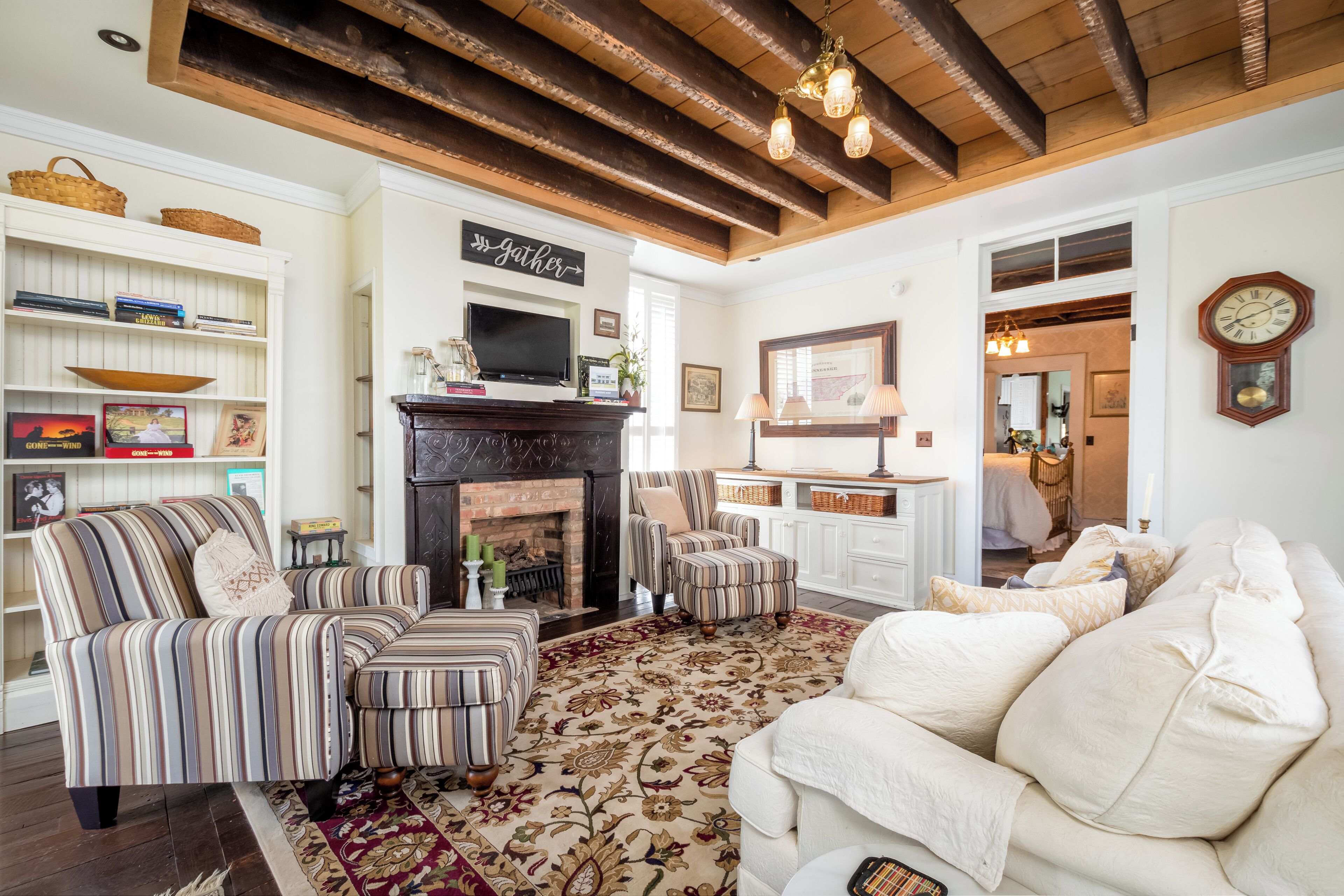 Charming 1-bedroom Pearl Cottage With Wifi In The Historic Casey Jones Village - Union University, Jackson