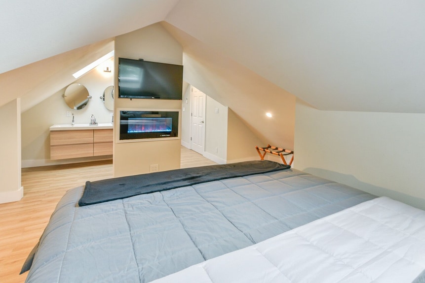 Washington Heights - Studio Loft - Milwaukee