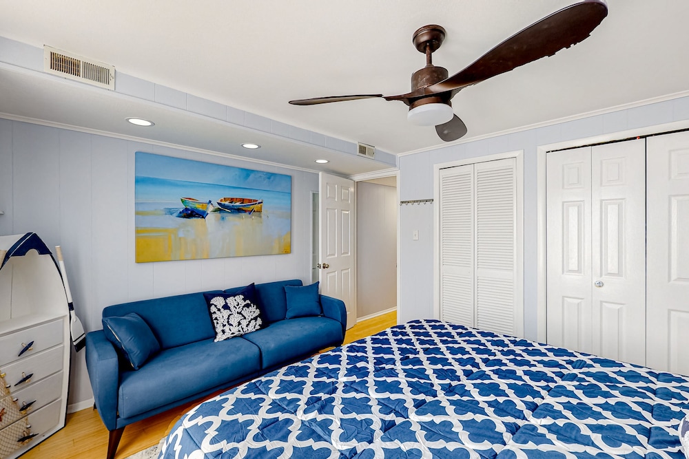 Second-floor, Ocean View Condo With Wifi, Washer/dryer, & Central Ac - South Bethany Beach, DE