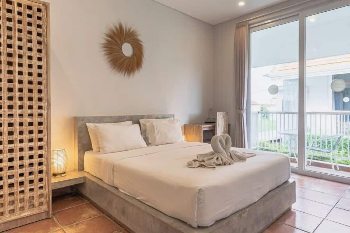 1 quarto, secretária, Wi-fi grátis, roupa de cama fornecida