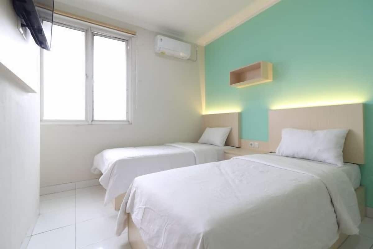 Secretária, Wi-fi grátis, roupa de cama fornecida