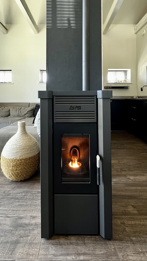 Puur Eastermar Authentic And Luxurious Coach House In A Monumental Farm - Drachten