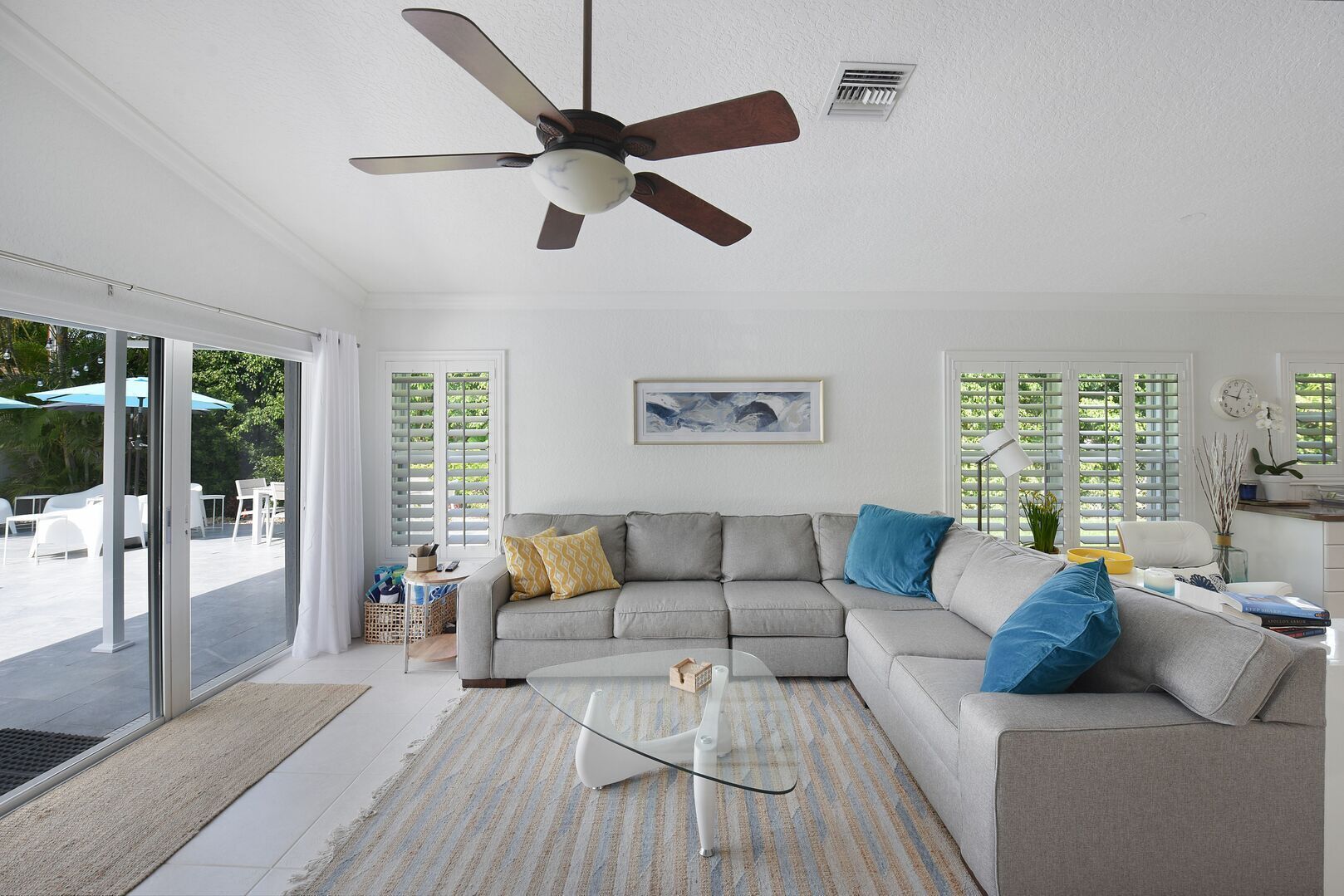 2041 Managed By Brampton Park - Lighthouse Point, FL