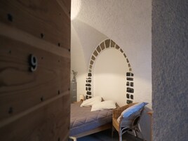 Quarto Triplo Clássico, vista para o jardim