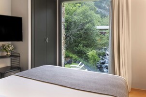 Quarto Premium (View) | Minibar, cofre no quarto, quartos insonorizados 