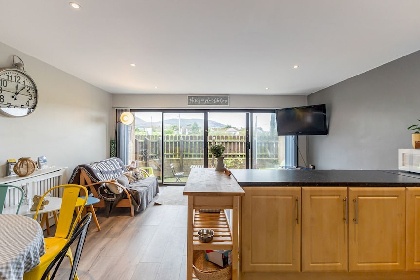 Central Apartment 3b - Newcastle - Newcastle Beach