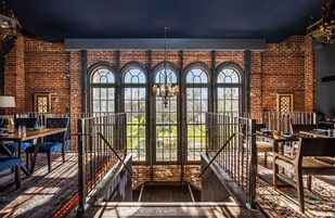 Jantares servidos, cozinha americana 